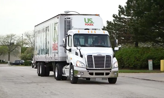 The Detroit™ DD13® Diesel Engine - Demand Detroit | Freightliner Trucks